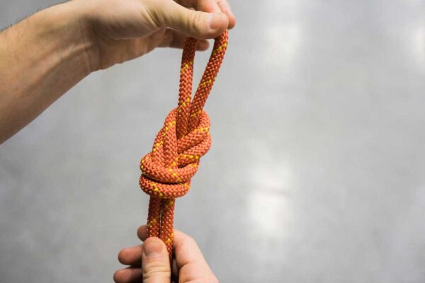 Figure-Eight on a Bight Knot - Gravitec Systems Inc.