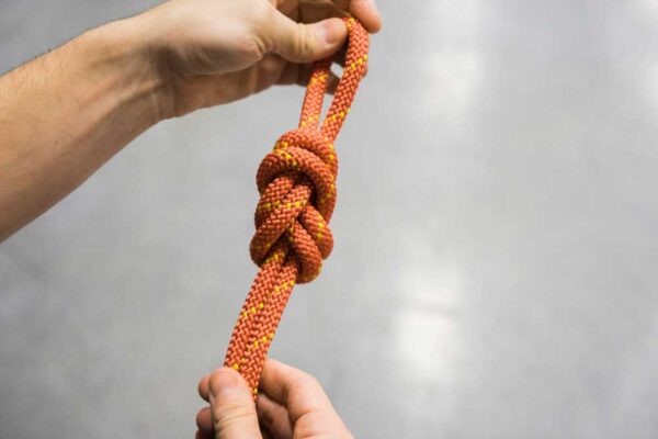 Figure-Eight on a Bight Knot - Gravitec Systems Inc.