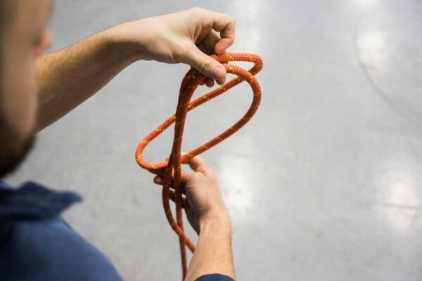 Figure-Eight on a Bight Knot - Gravitec Systems Inc.