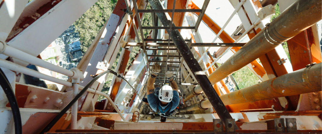 Fall Protection Tower Trainer and Refresher - Gravitec Systems Inc.